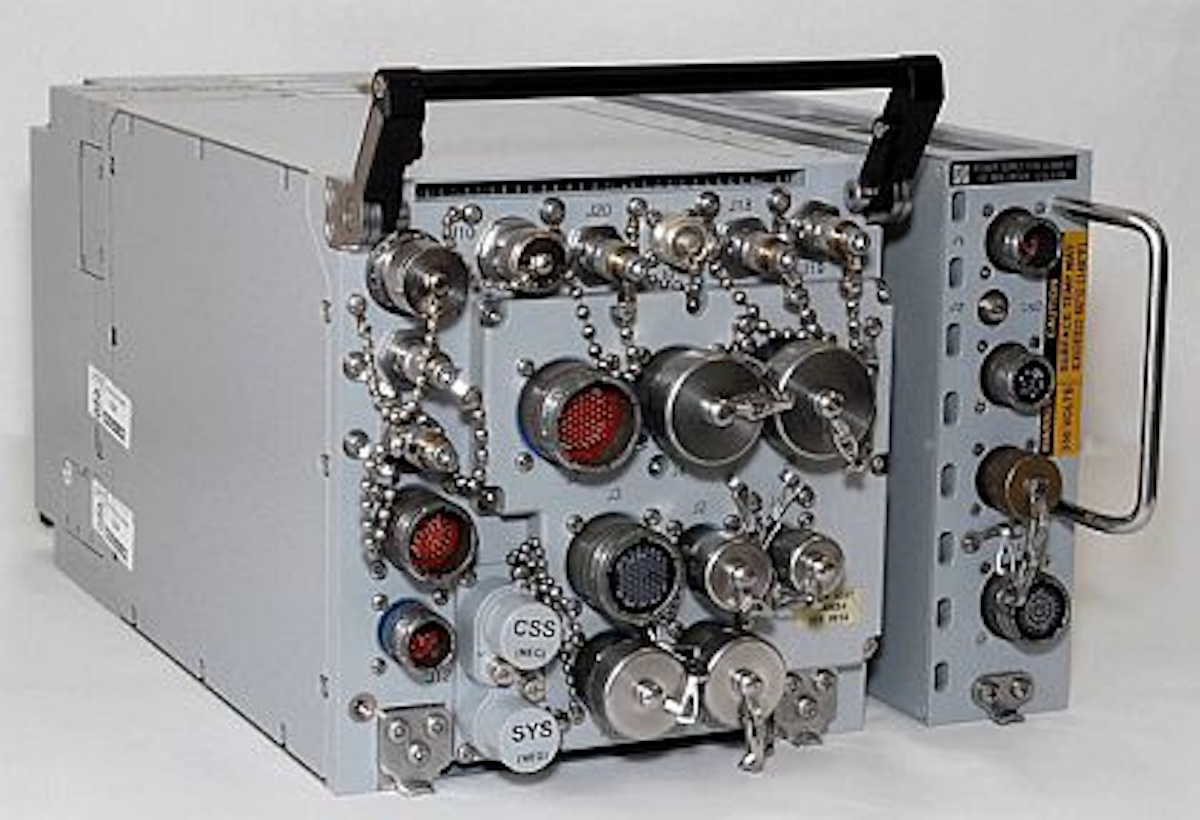 MIDS JTRS software-defined radio terminal gets DOD go-ahead for full ...