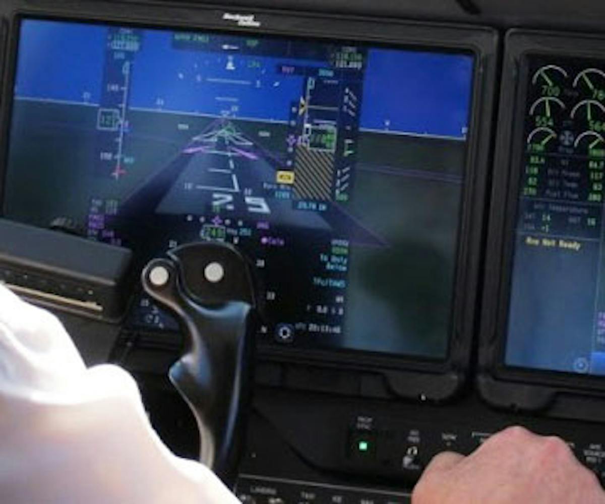 Rockwell Collins integrated flight deck selected for forward-fit and ...