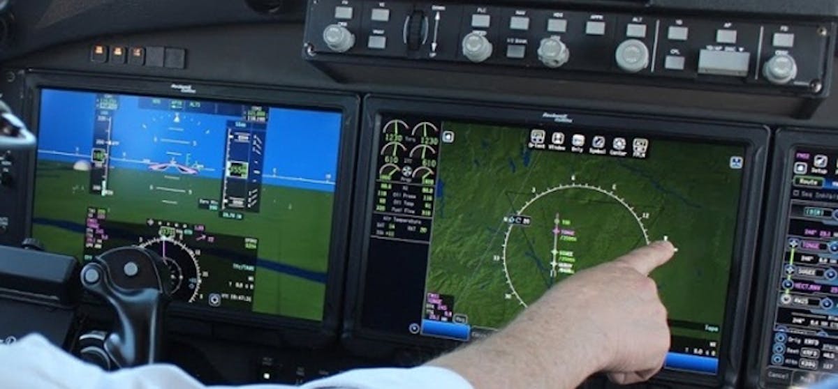 Rockwell Collins integrated flight deck selected for forward-fit and ...