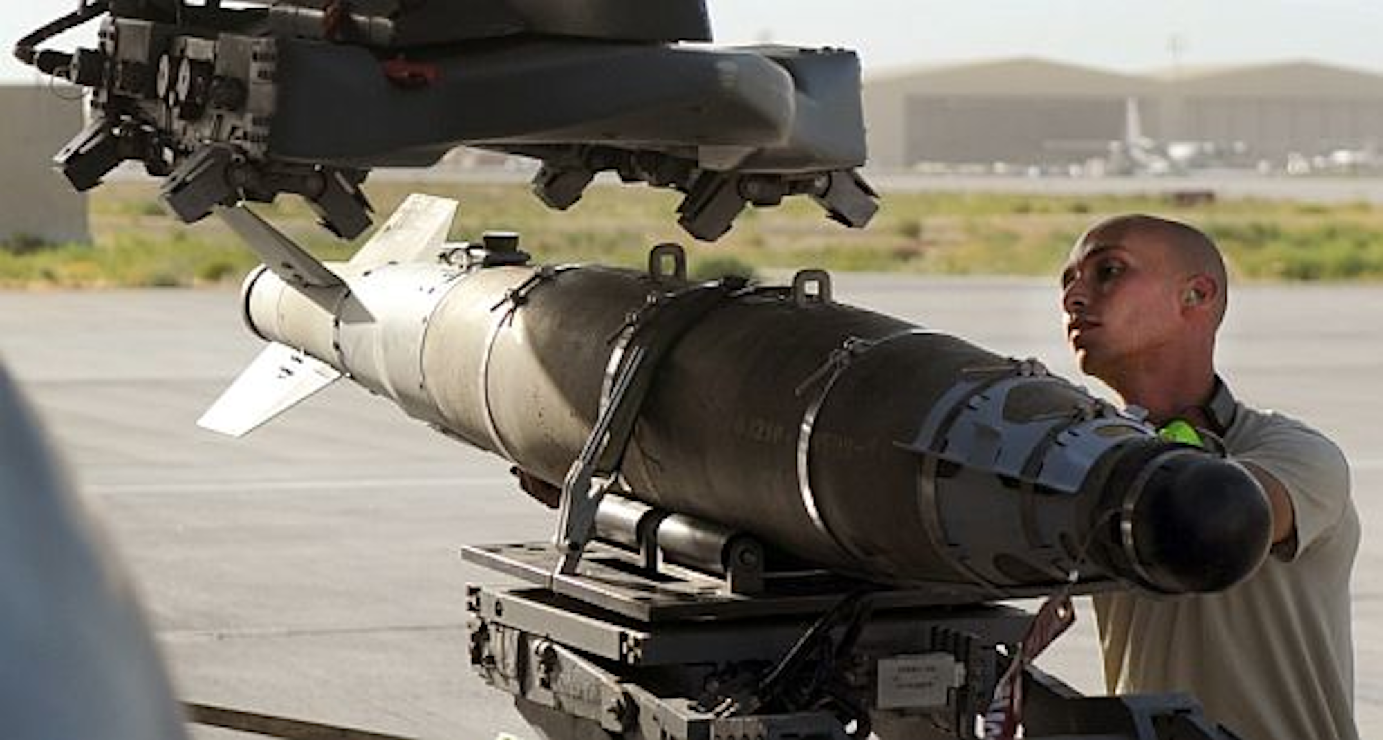 Air Force Nearly Doubles Value Of Boeing Jdam Smart Munitions Contract Grows To 32 Billion