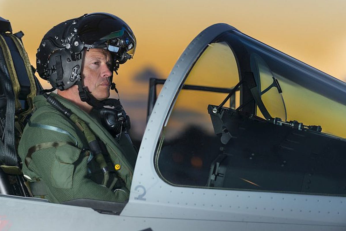 BAE Systems Striker II pilot helmet with HMD, night-vision capabilities ...