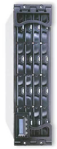 High-performance 4-gigabit Fibre Channel 16 bay SATA-II RAID subsystem ...