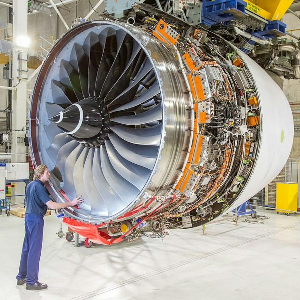 Rolls Royce selects Triumph thrust links for Trent XWB aircraft engine ...