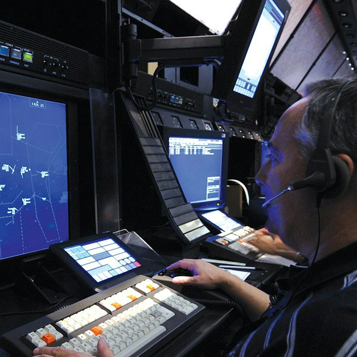Taiwan modernizes air traffic control, air defense with net-centric ...