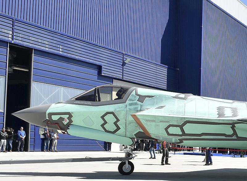 First Italian-built F-35B short take-off/vertical landing aircraft ...