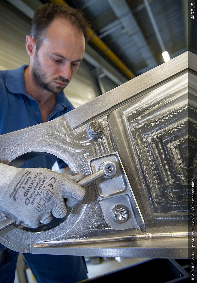 Airbus installs first 3D-printed titanium part by Arconic on production ...