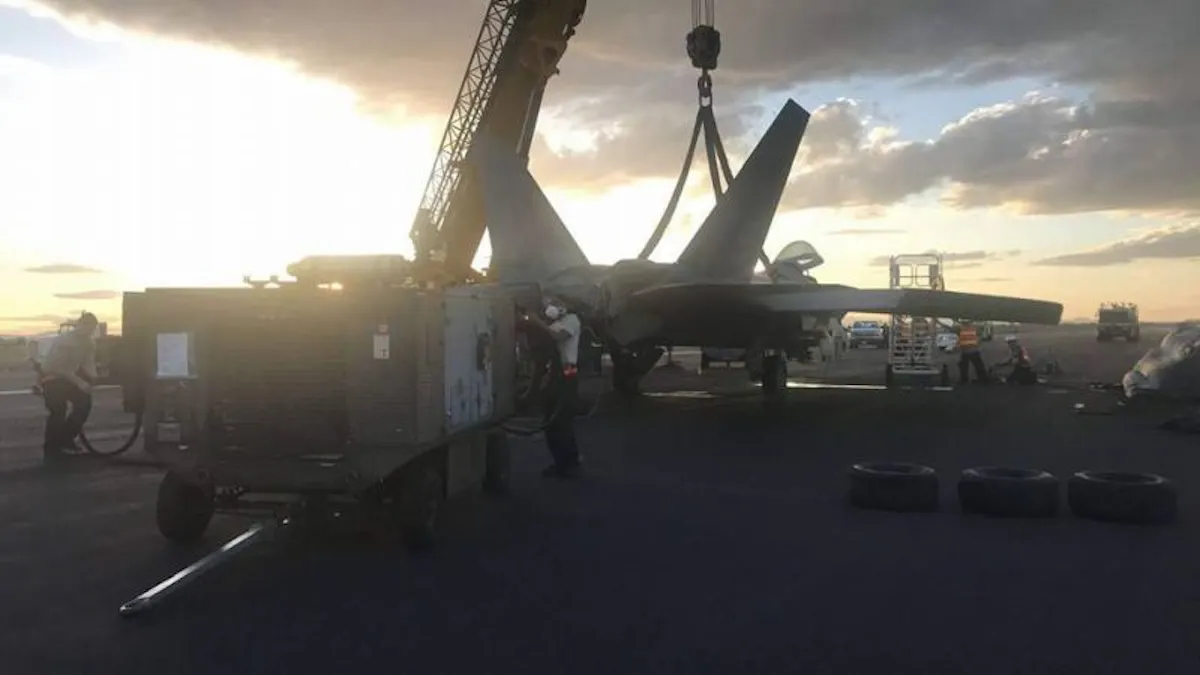 F-22A Raptor military jet suffers damage after slamming onto runway ...