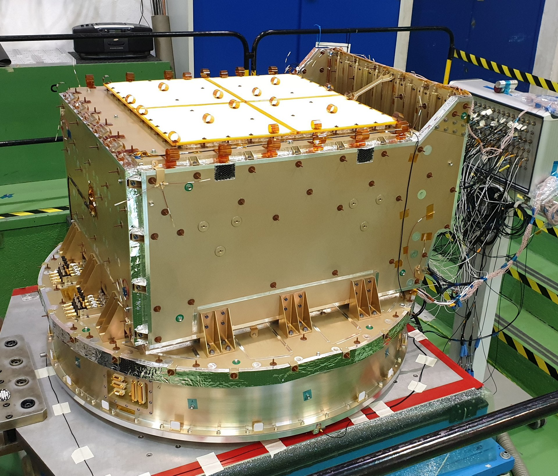 ELectronically Steerable Antenna+ elsa+ | Military Aerospace