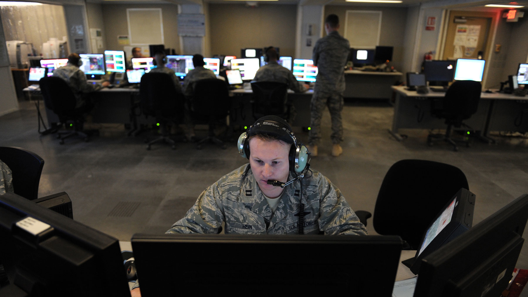 Raytheon to develop large-scale battle management software to enable ...
