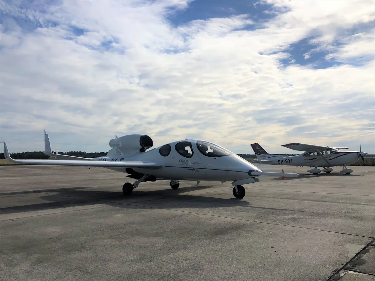 This new ultralight aircraft may be world’s fastest single-engine ...